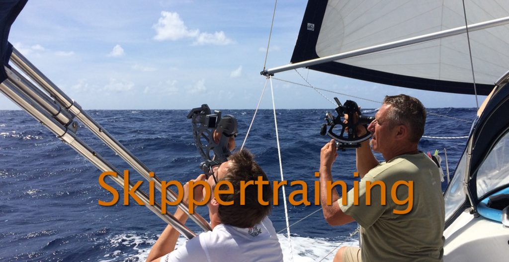 Skippertraining - mit maximal 6 Gästen an Bord Barfuss-Segelreisen